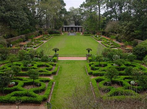 Longue Vue Gardens
