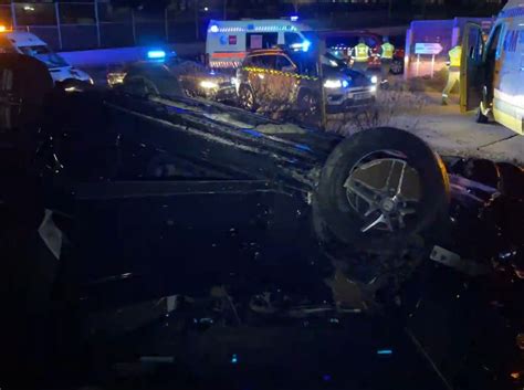 Herido Muy Grave Tras Chocar Su Coche Contra Una Rotonda En Ajalvir