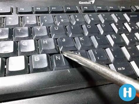 Como Limpiar Correctamente El Teclado De La PC O La Portatil