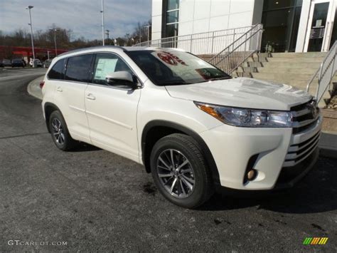Blizzard White Pearl Toyota Highlander XLE AWD GTCarLot Car Color Galleries