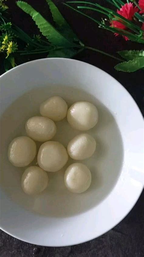 Soft Spongy Rasgulla Recipe