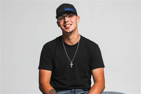 Chase Matthew Puts A Twist On Heartbreak With New Single Come Get Your