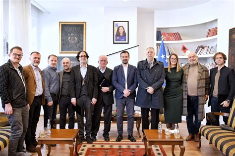 Mkrs Ja Jep çmimet Vjetore Për Letërsi Këta Janë Laureatët Epoka E Re