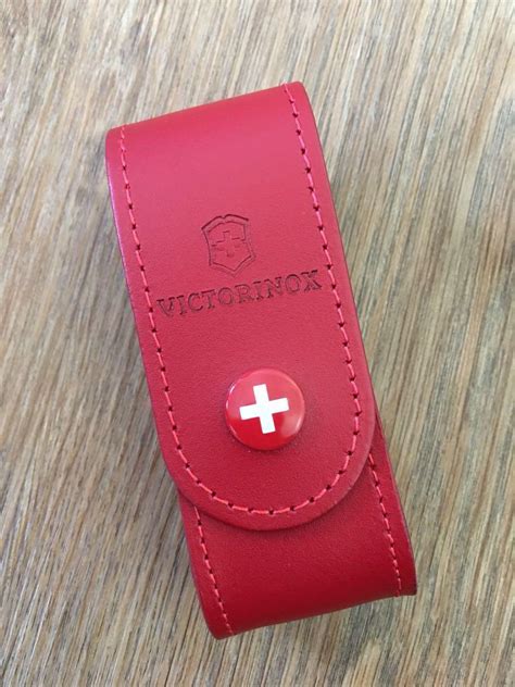 Victorinox Swiss Army Knife Climber 13703 With Pouch Everything