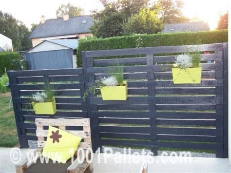 20 Clôtures En Bois De Palette à Réaliser Soi Même Pallet Privacy