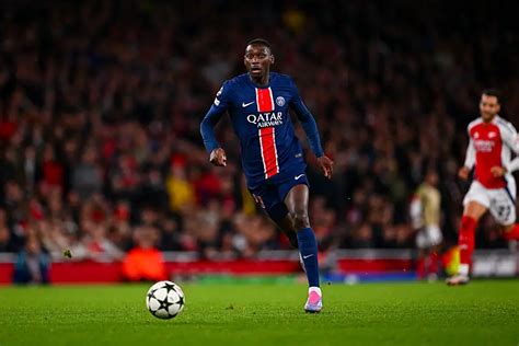 PSG La Confiance Enfin De Retour Pour Kolo Muani Sport Fr