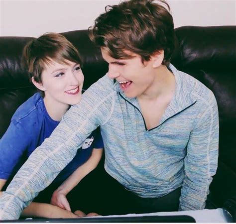 Greg And Lainey Jackson Onision And Laineybot Couple Goals People