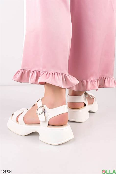 Женские белые босоножки на платформе И-P2658-3 - купить недорого в ...