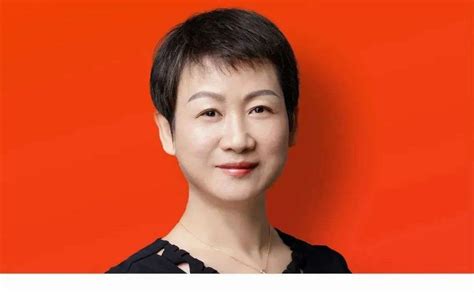 福布斯中国发布2022中国杰出商界女性100 36氪