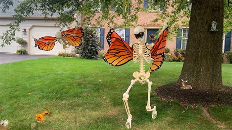 These Skeleton Shenanigans On Display In Central Pa For Halloween Will
