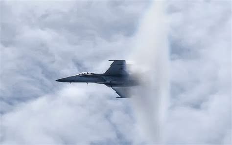 Military Jets Explosive Sonic Boom Shakes Washington Dc
