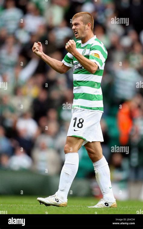 Massimo Donati Celebtates Goal Glasgow Celtic Fc V Hearts Fc Celtic