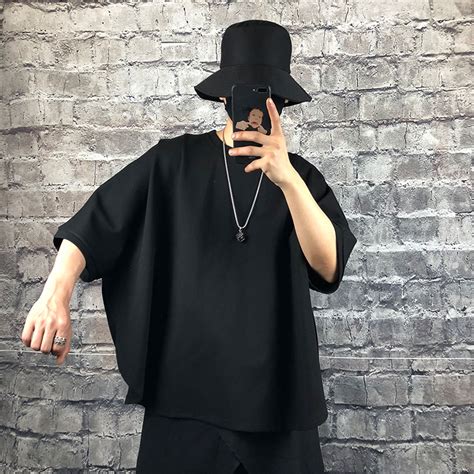 原宿风夏季暗黑显瘦潮流蝙蝠衫潮牌宽松大码短袖T恤潮男个性斗篷t 虎窝淘