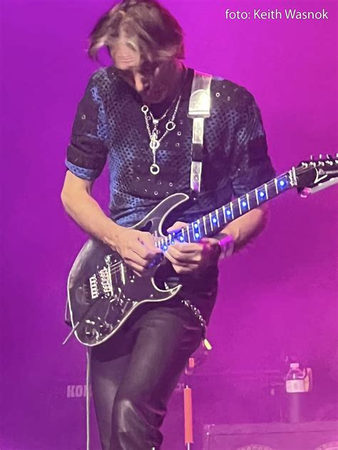 Charleston Stevevaiit