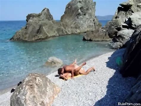 Great Sex Scene At The Beach Eporner