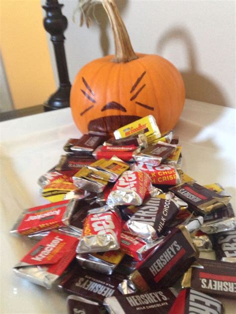 Halloween Candy Display Candy Display Crafts Halloween Candy