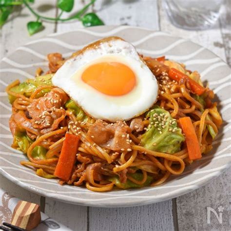 【ヤンニョム焼きそば】韓国風のピリッと甘辛味がやみつきに♪ レシピサイトnadia