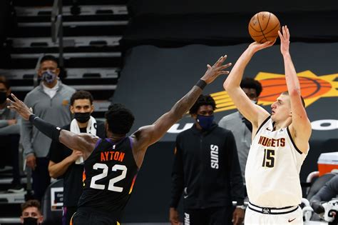 Denver Nuggets vs Phoenix Suns free live stream, Game 1 score, odds ...