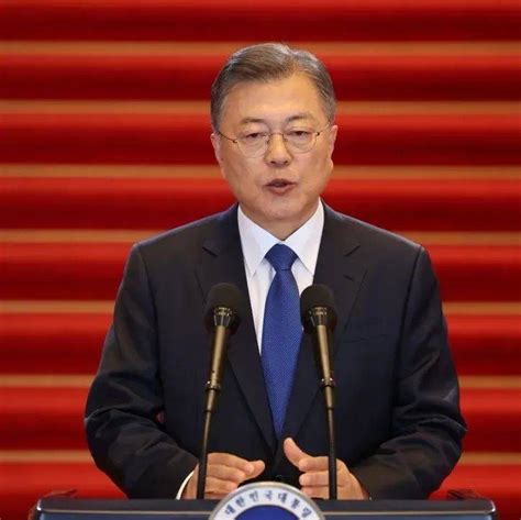 文在寅发表离任演说期待新政府继往开来 愿朝韩重启对话 文在寅发表卸任演说 国民 和平