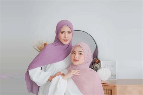 Tutorial Hijab Pashmina Simple Dan Cantik