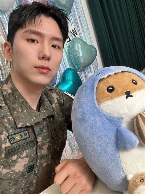 몬스타엑스 기현 전역 후 첫 라이브 캡틴코리아까진 아냐