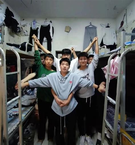 我为同学做件事 暖心“宿舍照”拍起来～ 郑州工业应用技术学院 建筑工程学院