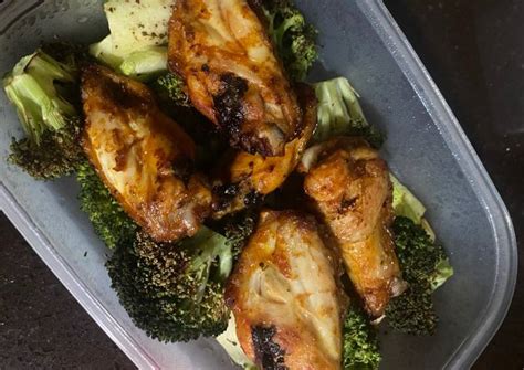 Alitas de pollo adobadas con brócoli y calabacín en AIR FRYER Receta
