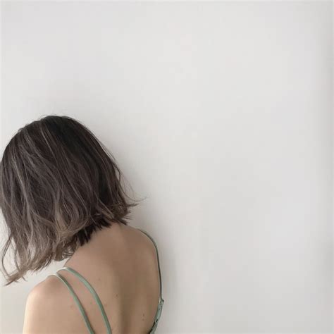 カチューシャアレンジをnoワンパターンに。おでこ×カチューシャの技を得よう｜mery