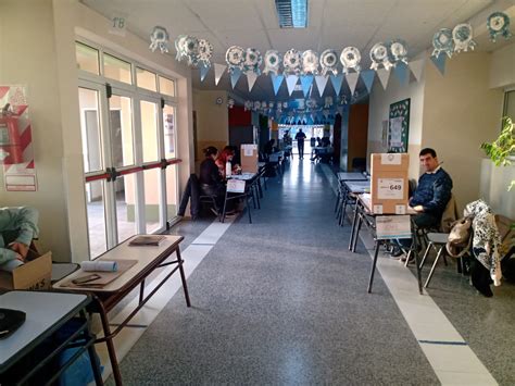 Se Abrieron Todas Las Escuelas Y Arrancaron Los Comicios En General