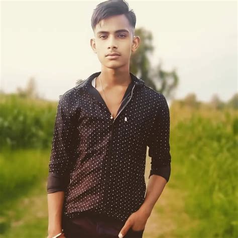 Amit Yadav Ziddi Ahir 4950 • Threads Say More