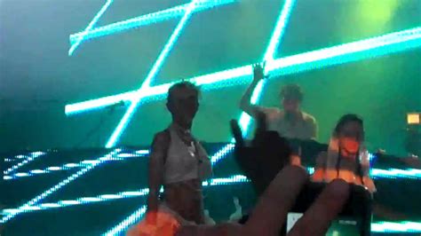 Avicii Sex On Fire Black And White Fest 2011 Governor Island Youtube