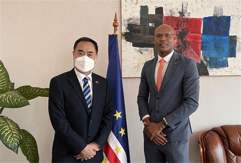 驻佛得角大使徐杰会见佛得角国民议会第一副议长阿尔明多 中华人民共和国外交部
