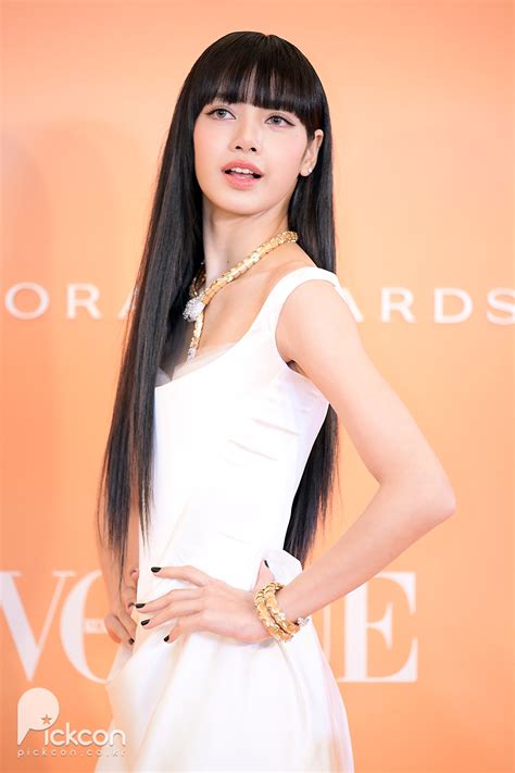 블랙핑크 리사 등장부터 압도하는 여신 비주얼 [포토]