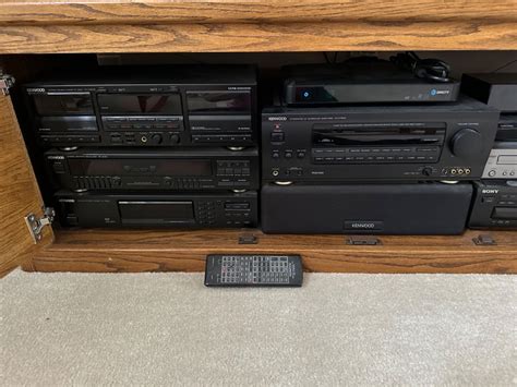 Lot 812 Complete Kenwood Sterio System With Remote See Pics Just Right Estate Sales