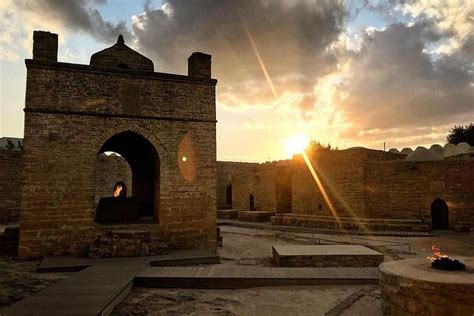 Ateshgah Yanardag Tour Provided By Baku Holidays
