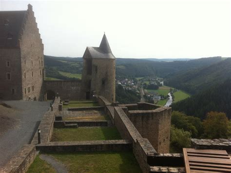 Bardage Chêne Tht Château Médiéval Bois Durables De Bourgogne