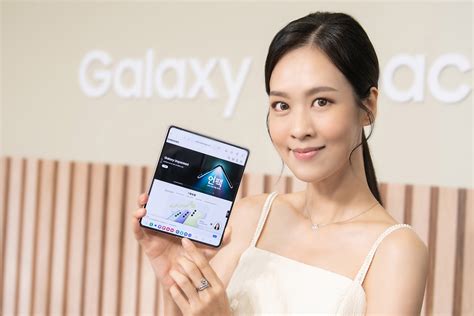 Samsung Galaxy Z Fold5 實機、盒裝配件照與零件拆解台灣搶先曝光！上市日期和上一代差異老實說告訴你 Jazznews