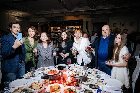 Новости без плашки On Twitter Ресторан «Подмосковные вечера на Рублевке удалил с сайта