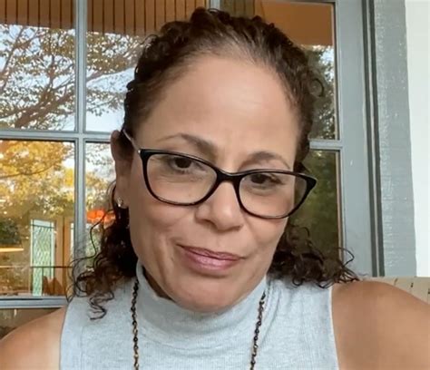 Roxann Dawsons Instagram Twitter And Facebook On Idcrawl