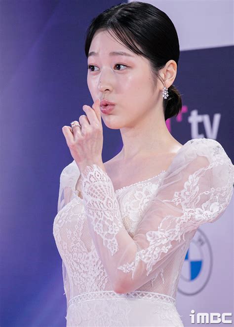 [포토] 장다아 포즈 선생님이 럭키비키잖아