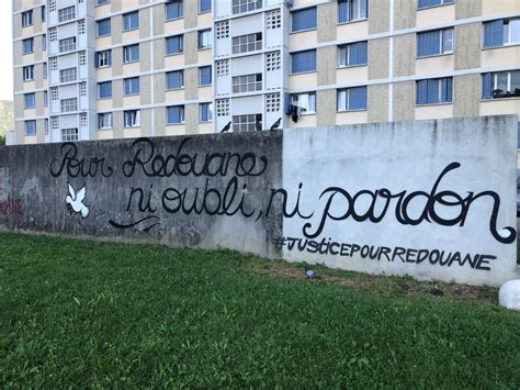 Métropole De Grenoble Mort De Redouane En 2019 Sa Sœur Continue Le