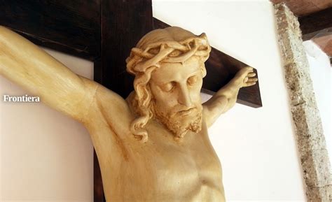 Si è Fatto Uomo Fu Crocifisso Per Noi Sotto Ponzio Pilato Morì E Fu