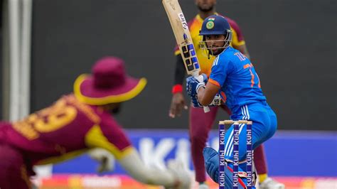 Ind Vs Wi చెలరేగిన తిలక్ వర్మ దెబ్బకు పంత్ రికార్డ్‌ గల్లంతు ఆ