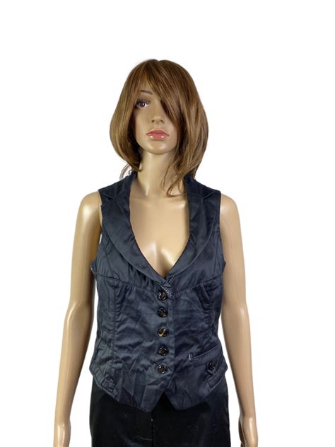 Стильна жилетка Marc Cain — ціна 380 грн у каталозі Жилетки Купити жіночі речі за доступною