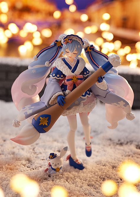Hatsune Miku Hatsune Miku Figma Snow Miku Serene Winter Ver Crunchyroll Store