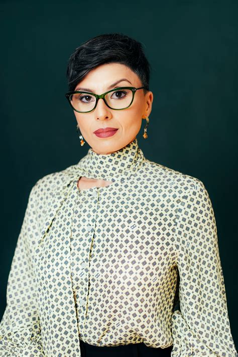 მედიატორი And ადვოკატი