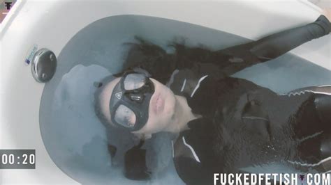 Bts Vibrator Xunderwater Moni Lee Vibrator Bathtub Time Zentai Swimcap