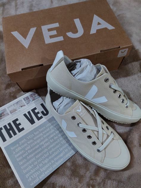 Veja Womens Fashion Footwear Sneakers On Carousell