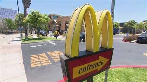 Mcdonalds Ecoli Outbreak In 10 States Cdc Says