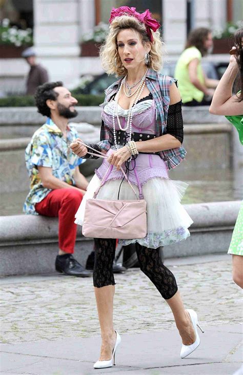 Sex And The City Η ιστορία της Iconic Tutu φούστας της Carrie Bradshaw